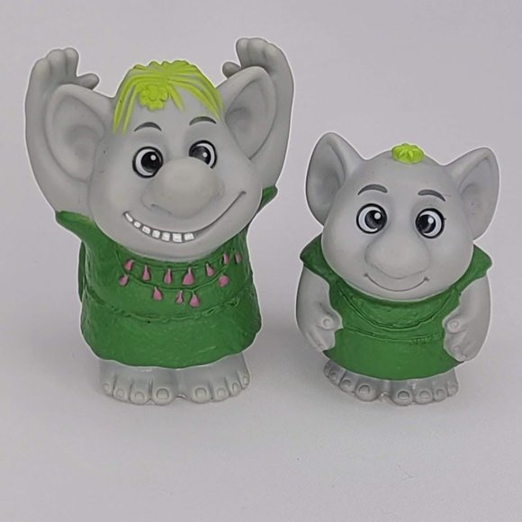 Jakks Pacific | Toys | Disney Frozen Lot Of 2 Petite Surprise Rock ...